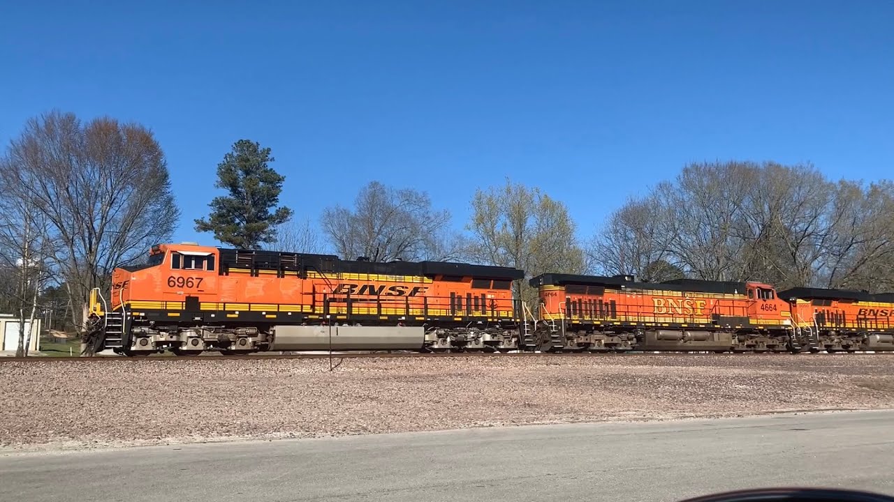 52- Bnsf Mixed Freight Train 6967 - YouTube