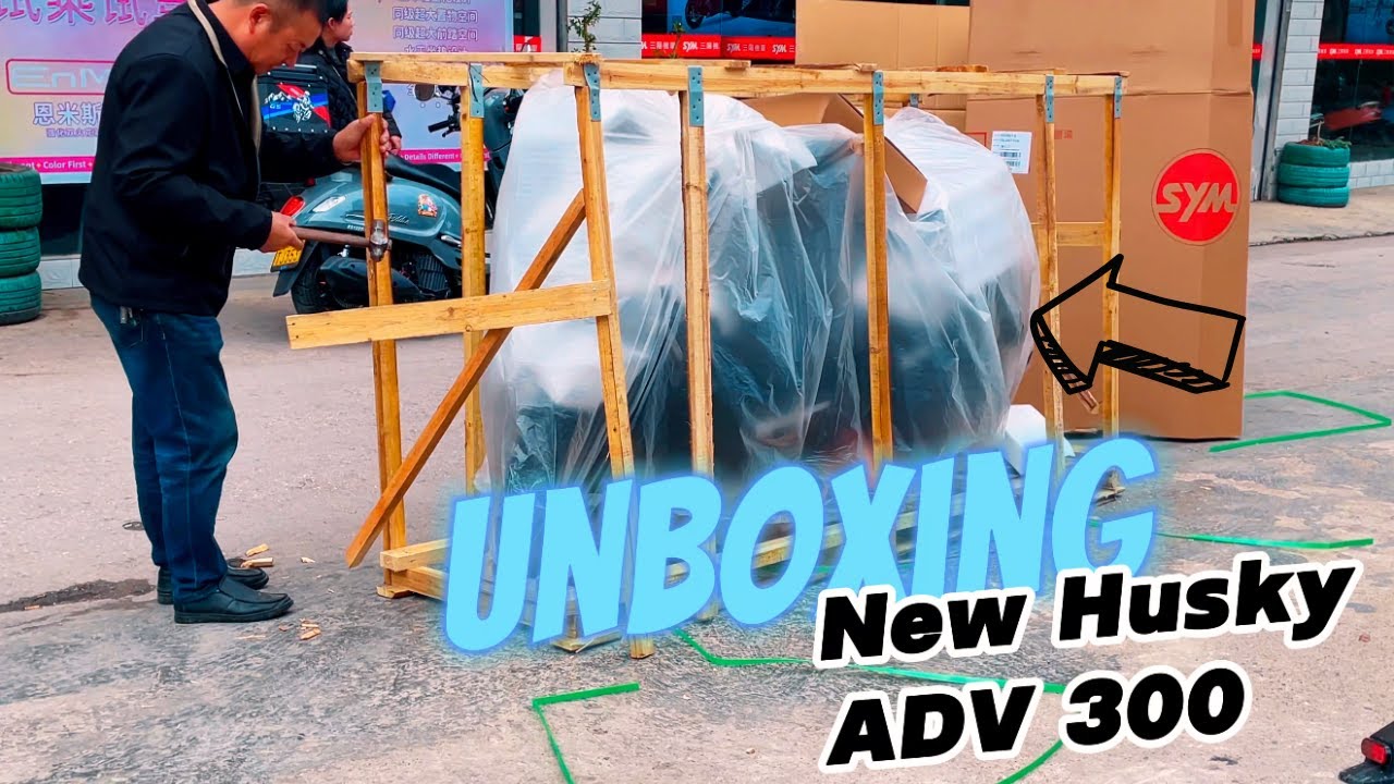 Unboxing SYM Husky ADV 300 - New Color 2024 - YouTube