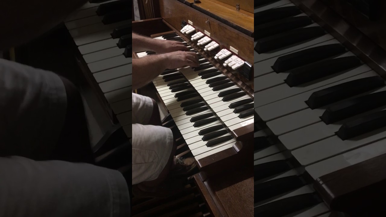 1932 Moller Unit Organ (3 ranks) - YouTube