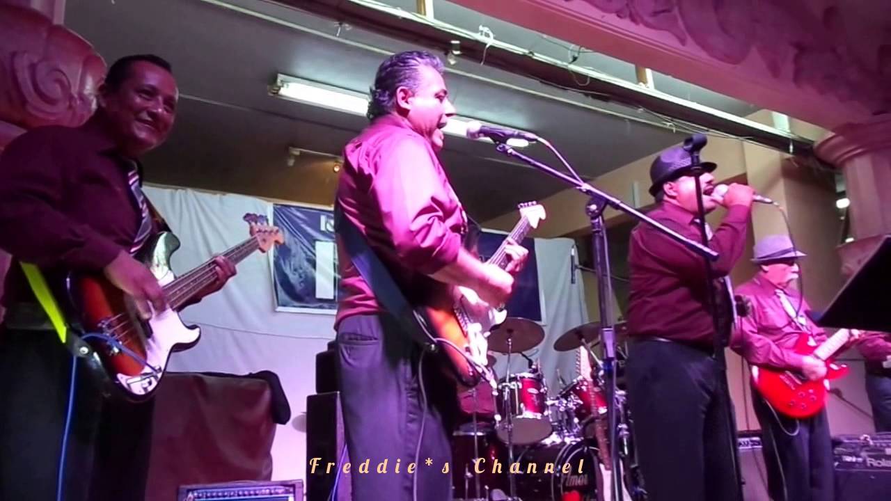 AMOR Y LIBERTAD hey lupe EN VIVO - YouTube