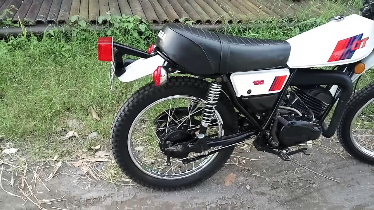 Yamaha DT100 Indonesia Yogyakarta - YouTube