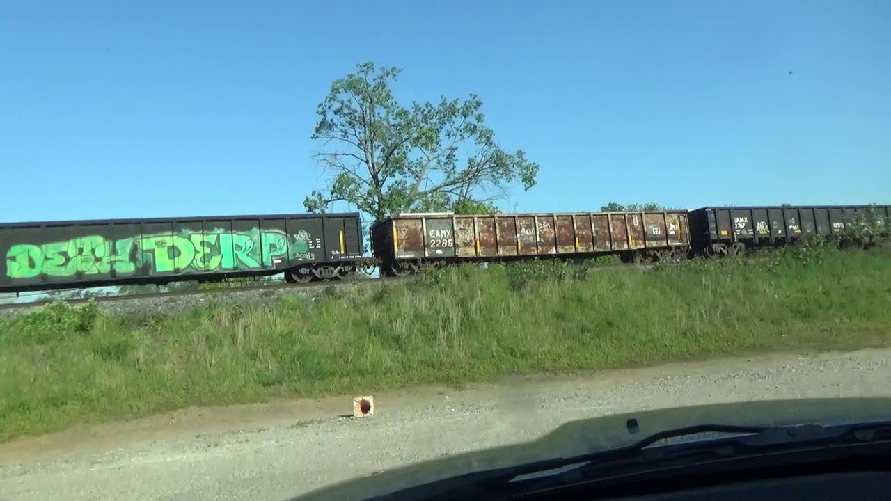 #9565 CSX Q300-12 Mix Freight train - YouTube