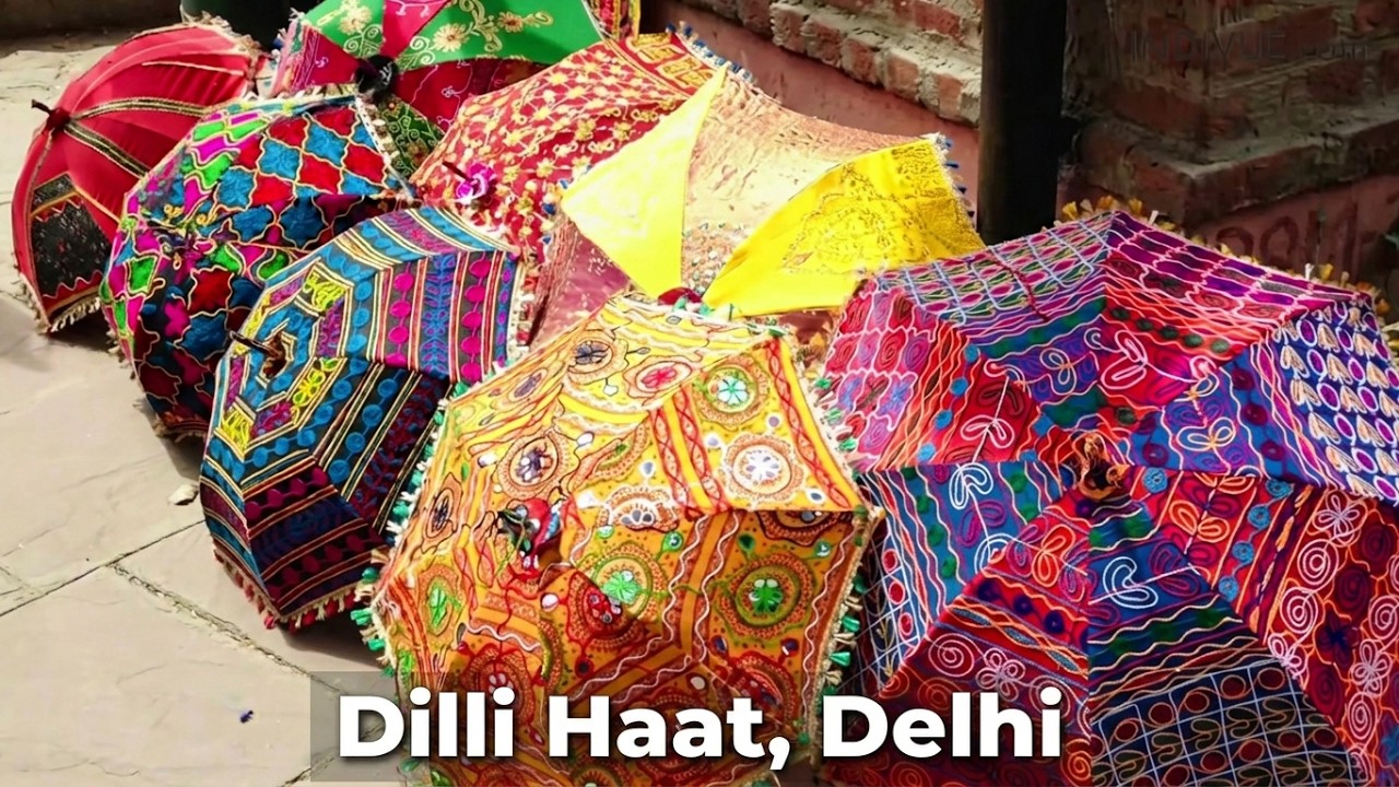 Lunch at Bengali restaurant in Dilli Haat, NEW DELHI | INDIA - YouTube