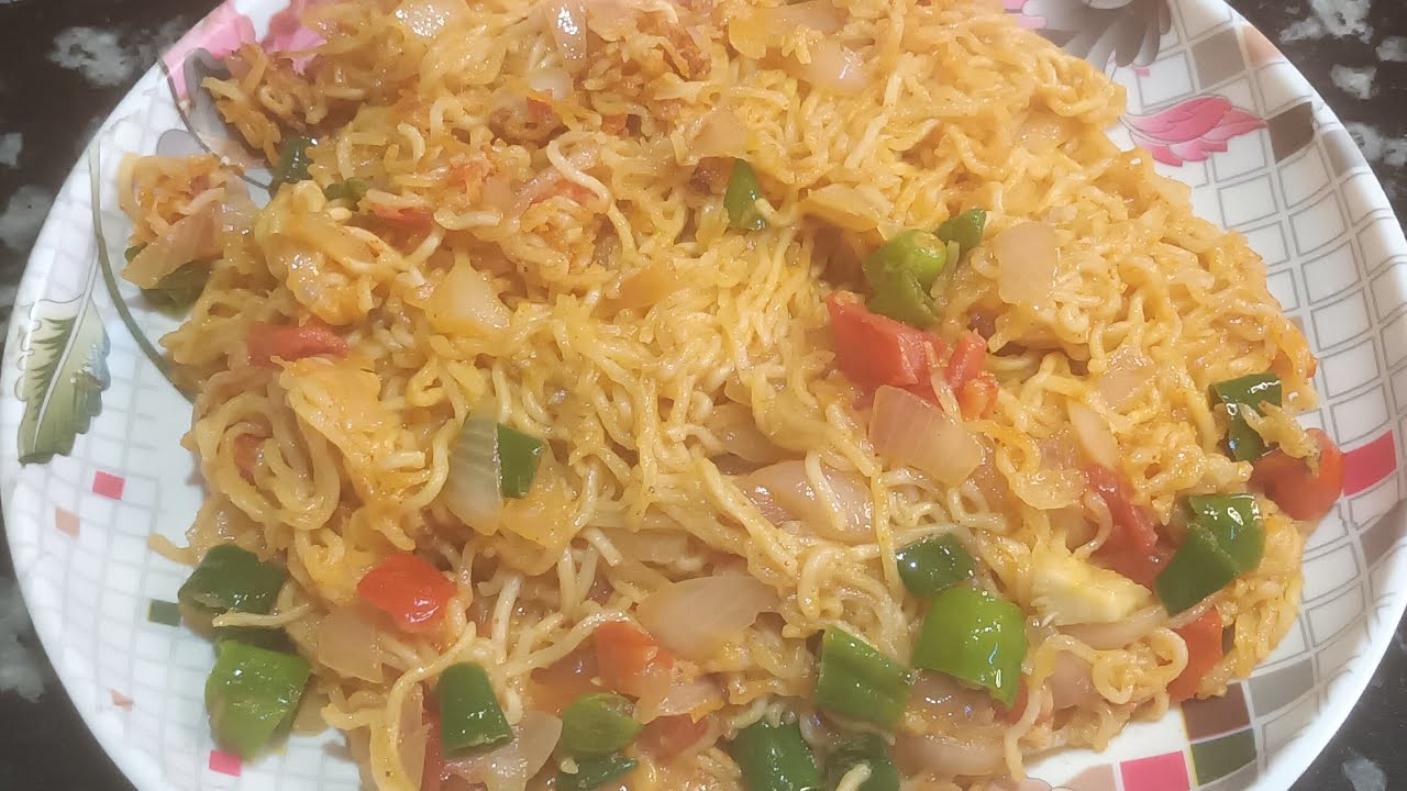 Kashmiri Maggi Recipe | How To Make Maggi Mama Style - YouTube