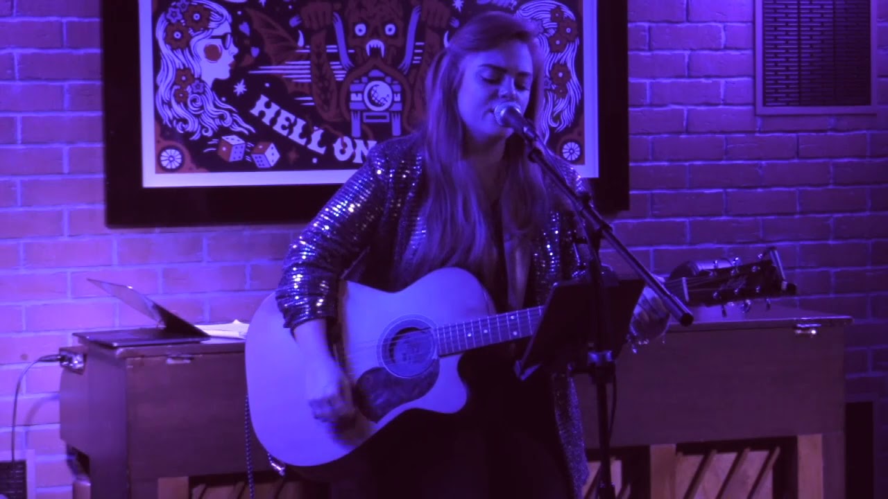 Chelsea Reynolds - Live NCL Footage - YouTube