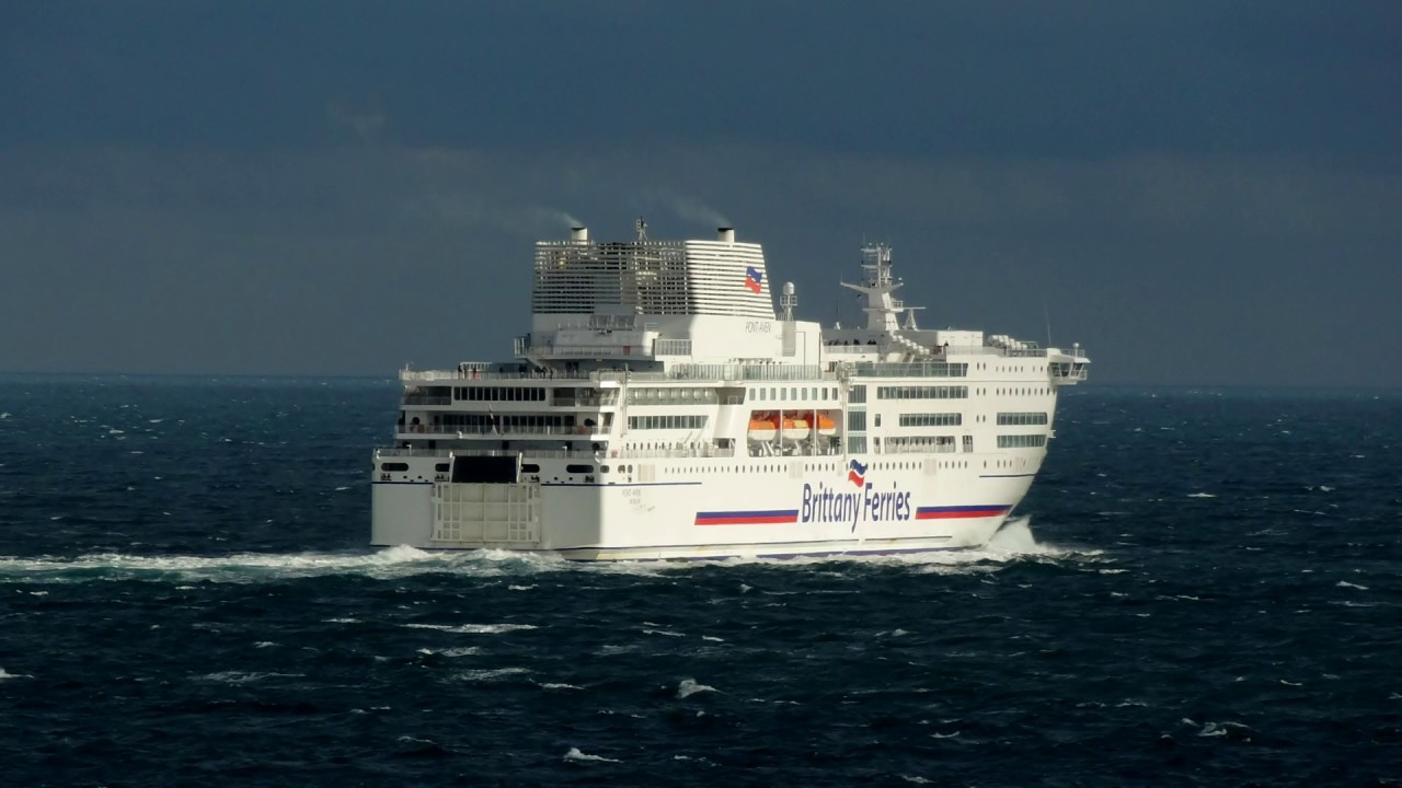 Brittany Ferries Pont Aven Passing MV Armorique At Roscoff, Finistère ...
