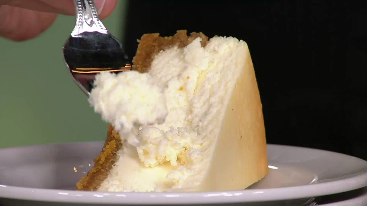 Junior's 5 lb. Cheesecake Sampler on QVC - YouTube