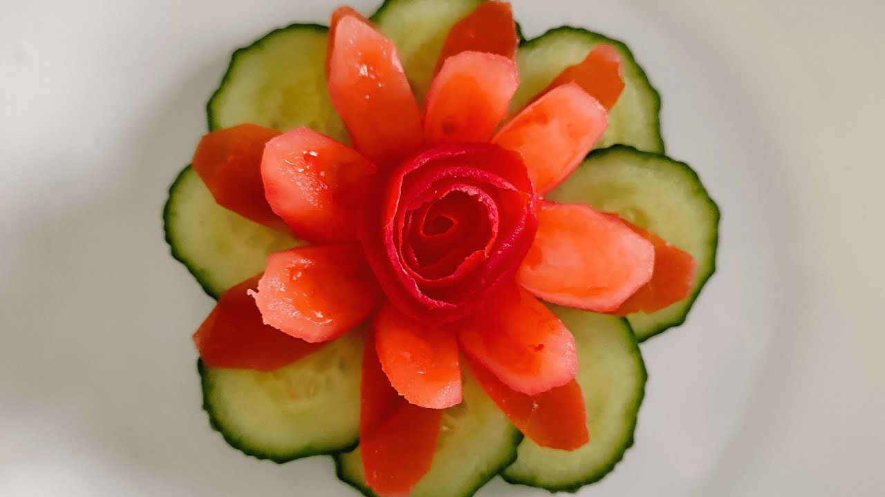 How to cut tomato beautifully? Tomato lotus flower. Tomato rose ...
