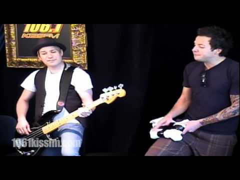 Simple Plan "I'd Do Anything" 1061kissfm.com - YouTube