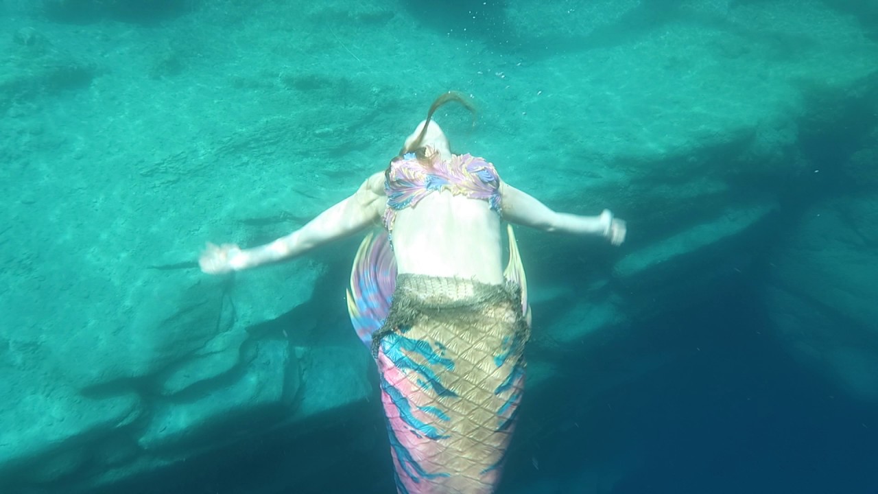 The best Mermaid back flip in the world! - YouTube