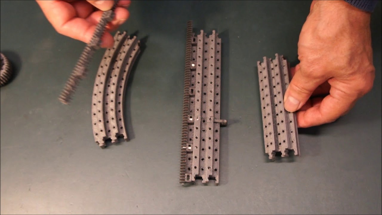 Gear Rack on Rails - YouTube