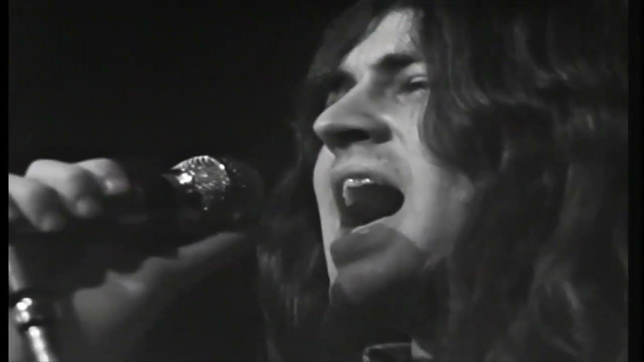 Deep Purple - Highway Star ( Live in Copenhagen 1972 ) - YouTube