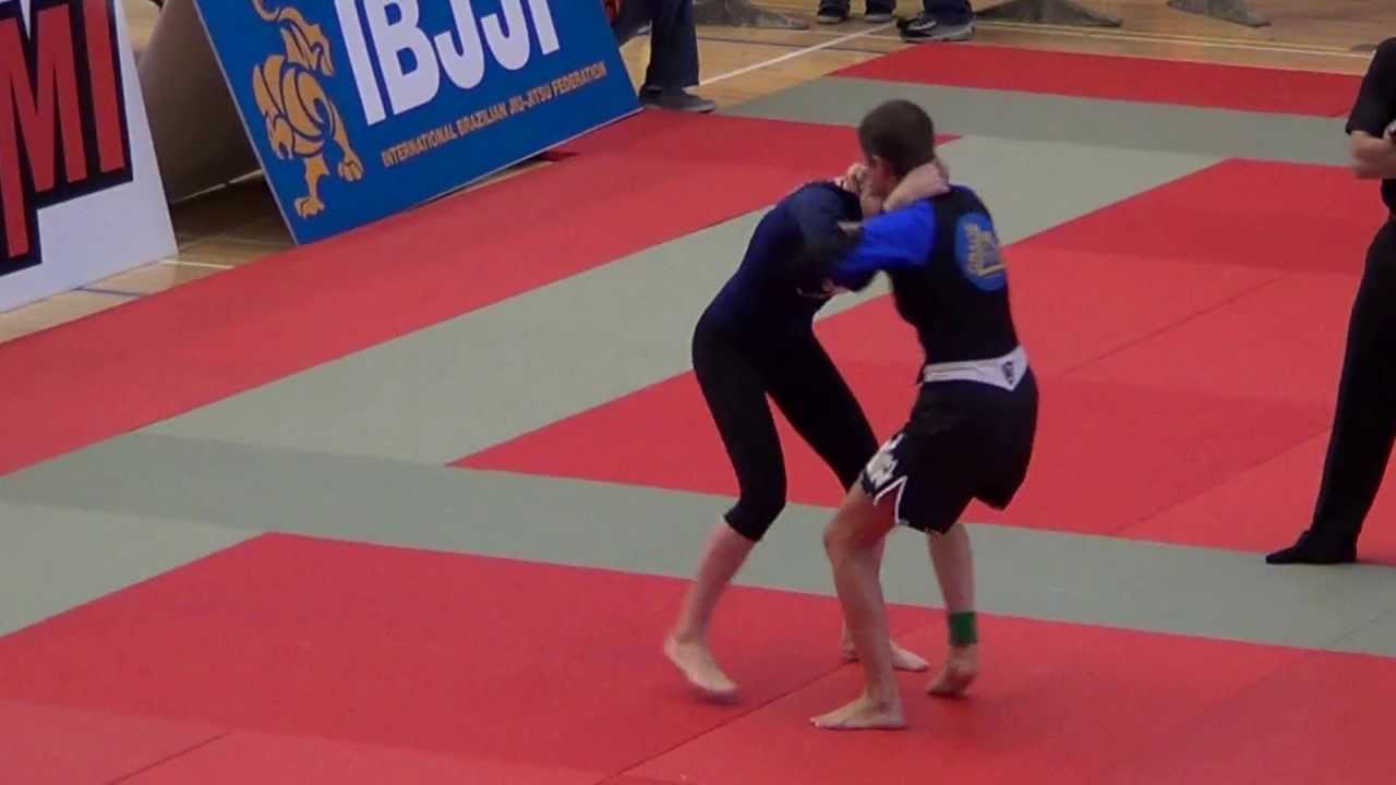 Submission #1269 - flying arm bar - YouTube