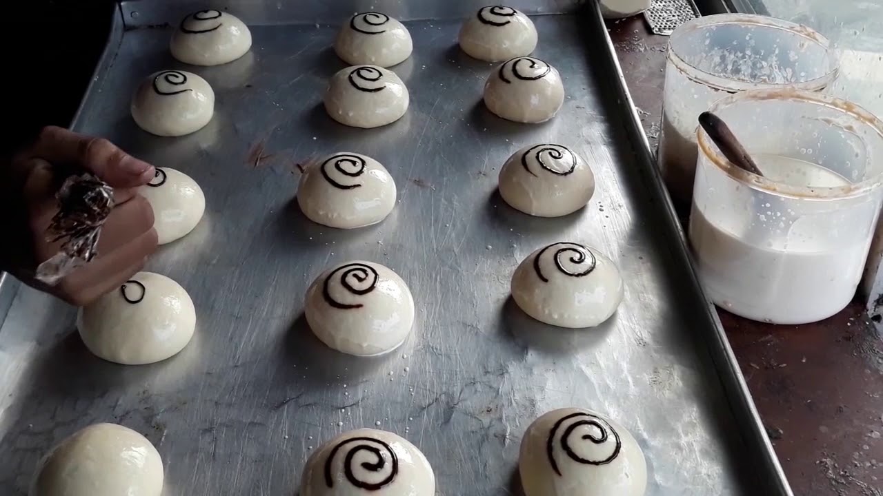 Proses Pembuatan Roti dan Kue - YouTube