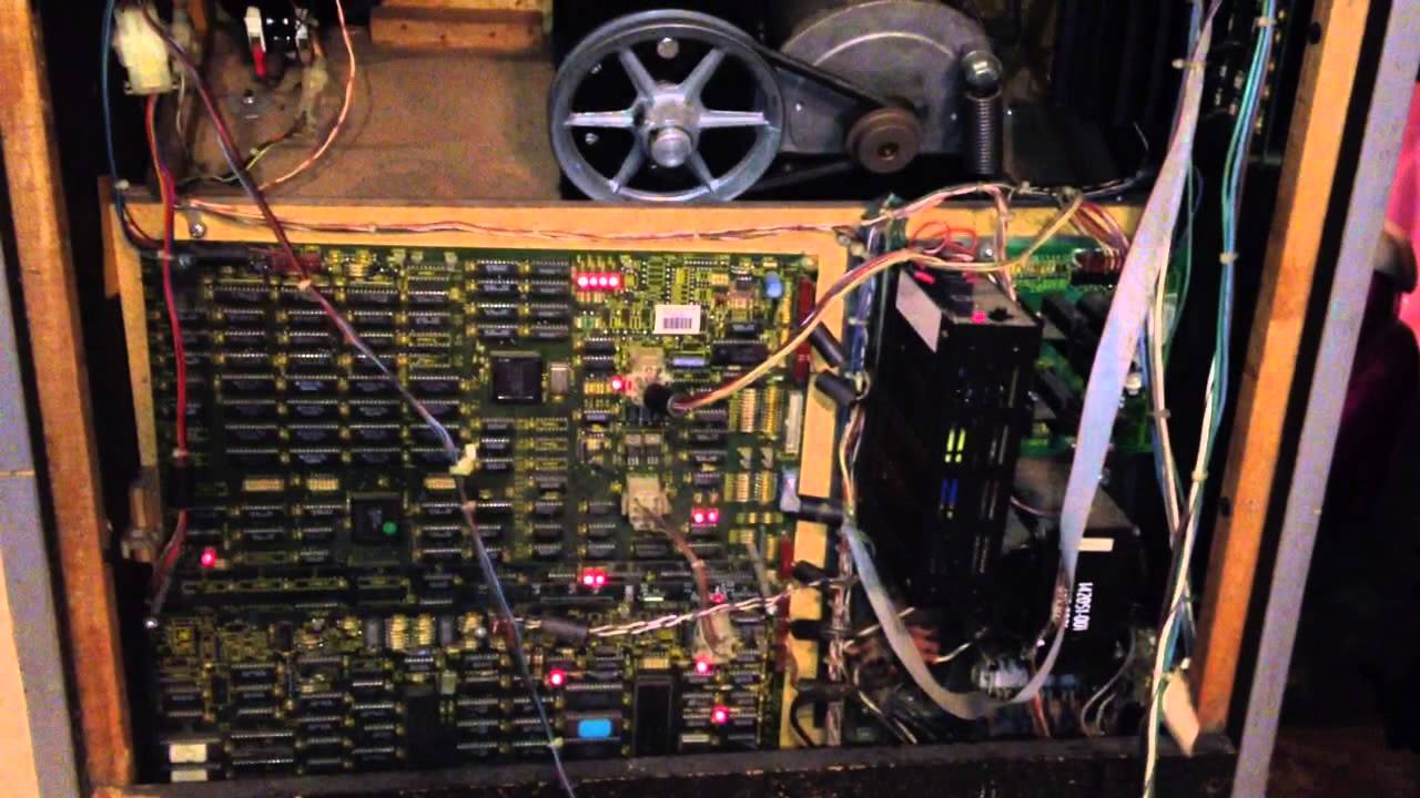 Race Drivin PCB test in a Hard Drivin Compact / Upright cabinet - YouTube
