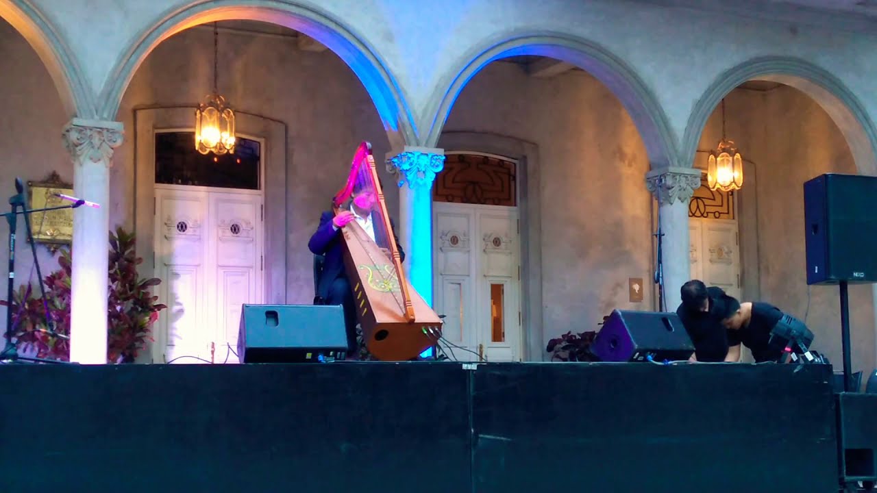 PRIMER FESTIVAL DE ARPAS I RONY CASTILLO I HUARAL I EN LA PLAZUELA DE ...
