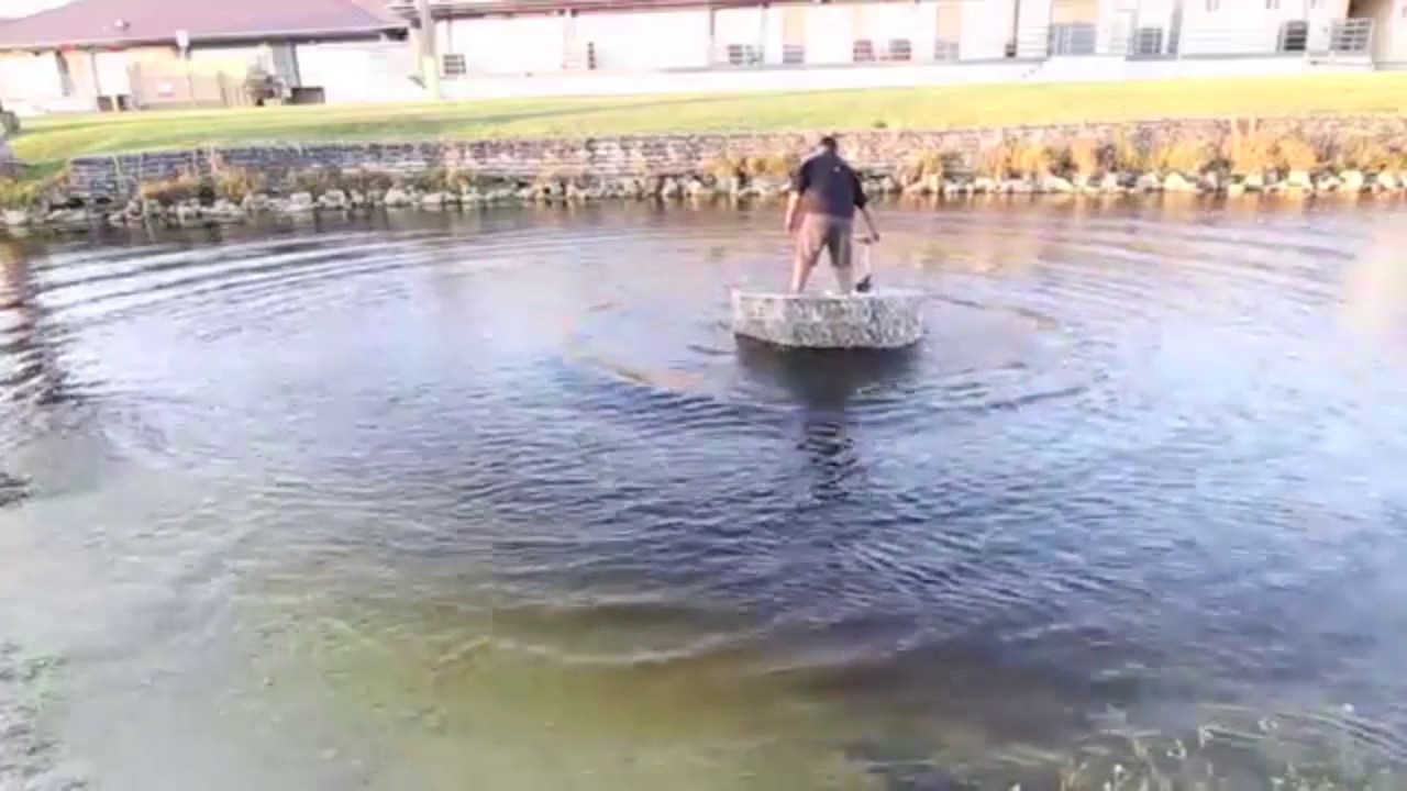 Roundabout Stability in a Personal Watercraft - YouTube