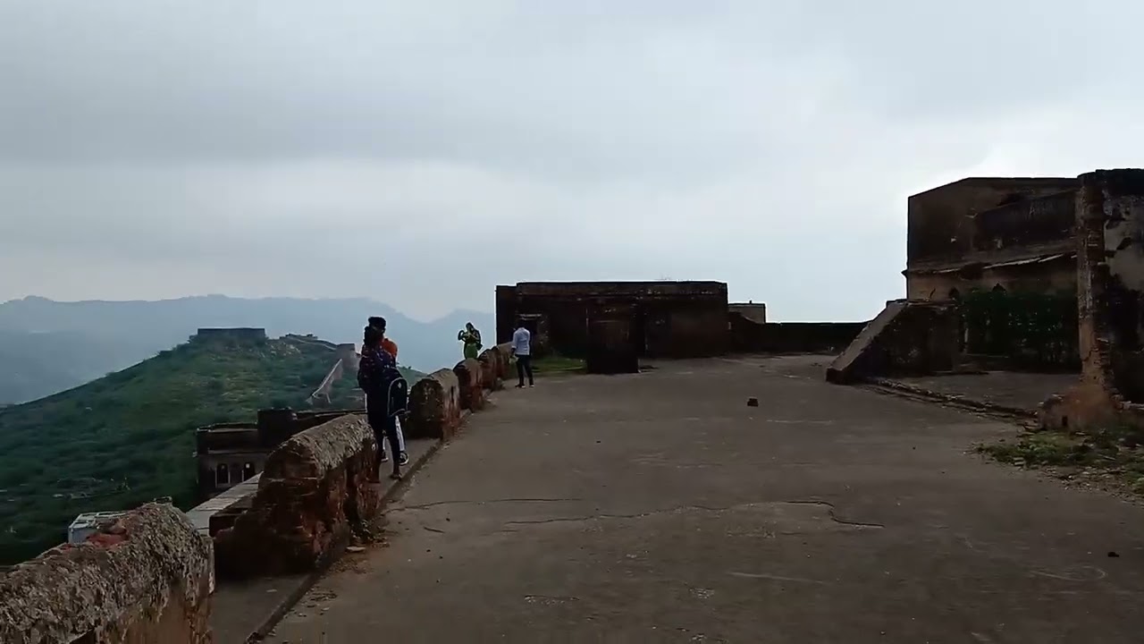 Khetri Fort amidst the mighty Aravalli hills. Song courtesy and ...