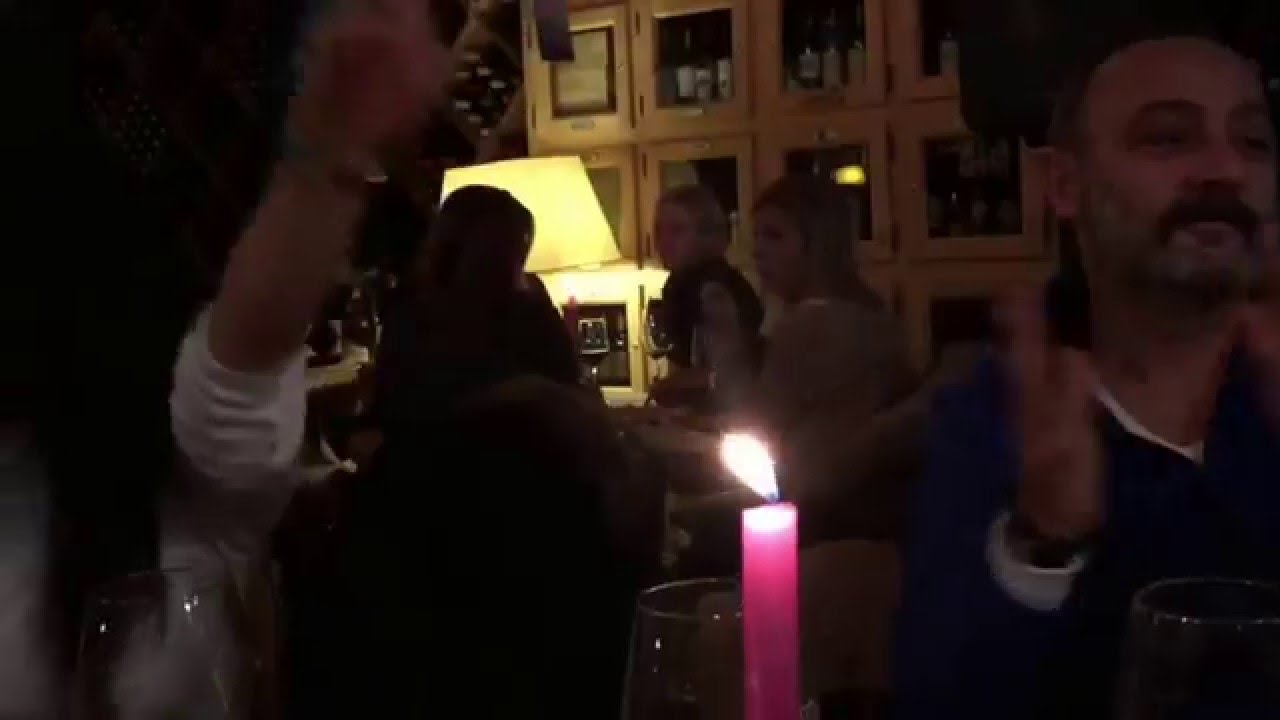 Party Pavarotti Wine Bar - St. Moritz - YouTube