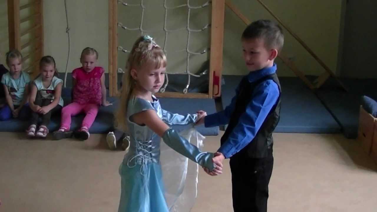 Little Children dancing - YouTube
