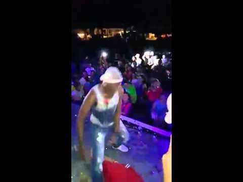 india bailando con reggae  video chistoso