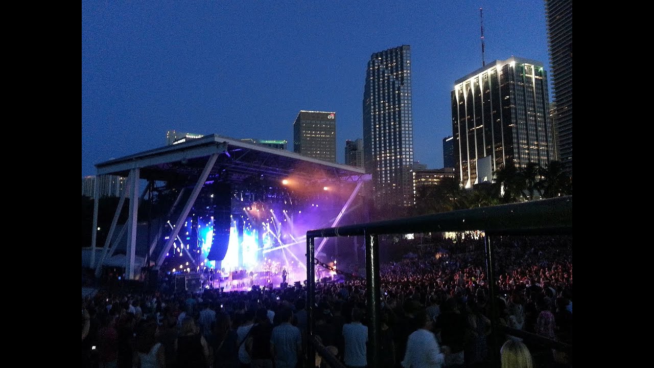 The Cure concert photos: Bayfront Park Amphitheater, Miami 6-27-16 ...