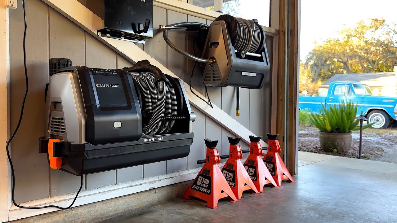 SHOP VAC | GiraffeTools - Grandstorm Retractable Vacuum Cleaner| Black ...