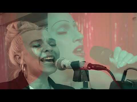 La Vie En Rose video - Edith Piaf cover by Mandy Gaffney - YouTube