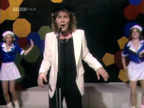 Ruby Flipper - Dancing With The Captain - TOTP TX: 07/10/1976 - YouTube