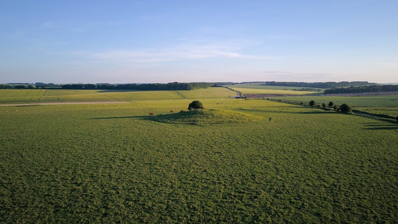 Bush Barrow ~ Spectacular Wiltshire graves - YouTube