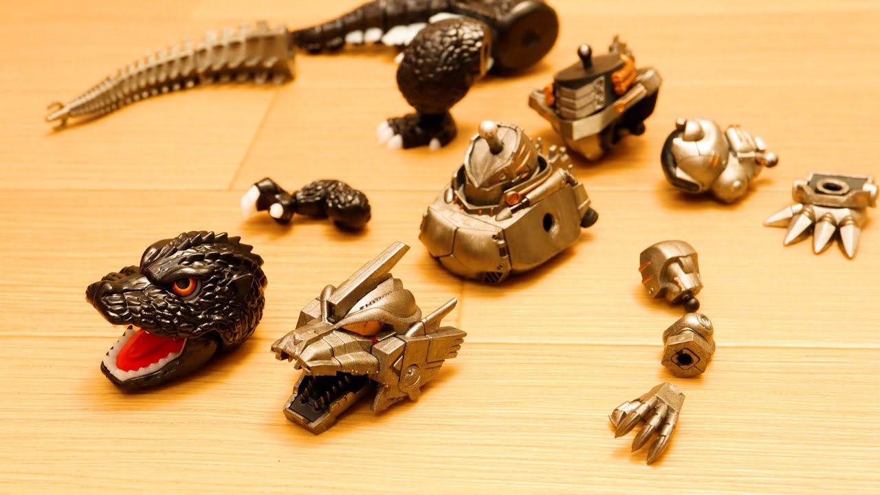 Mechagodzilla plastic model ＆Godzilla figure 20 years ago. - YouTube