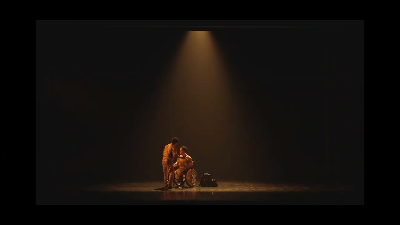 Show "Distintos" de Grazy, Mini Joe y Hamza. - YouTube