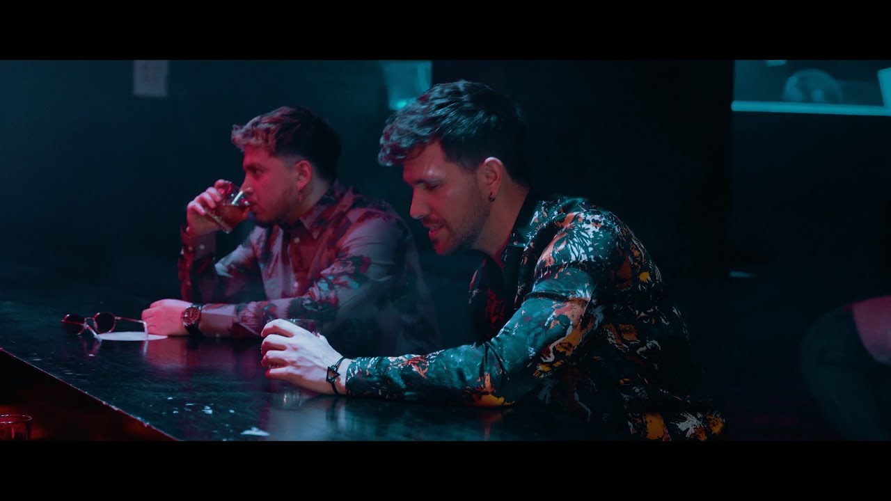 Román, Dani J - Borracho (Video Oficial) - YouTube