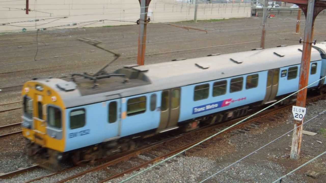 New Zealand EM/ET class electric multiple unit "Ganz-Mavags" - YouTube