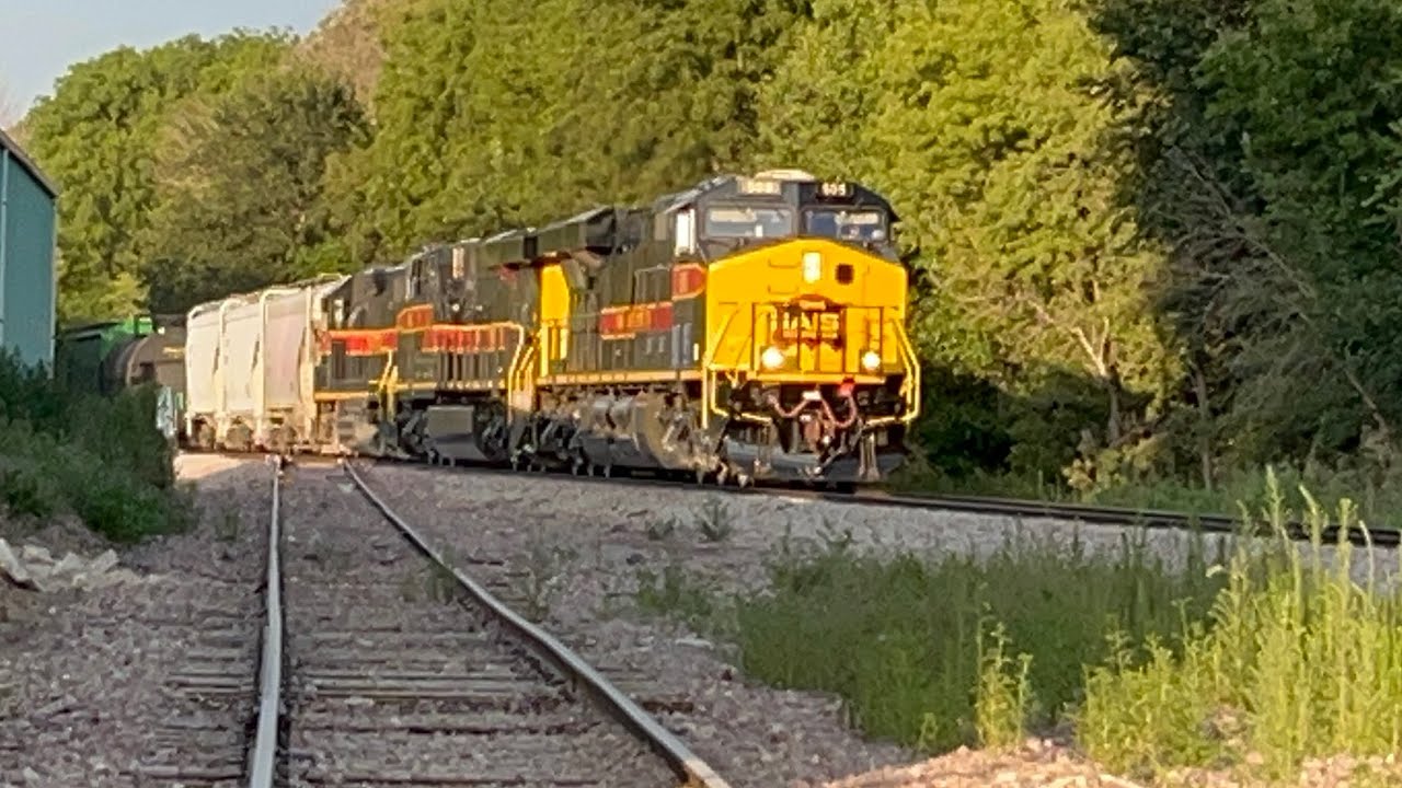 IAIS 505 west with IAIS 707 - YouTube