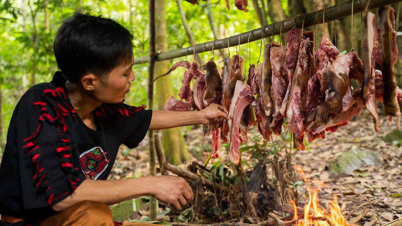 A Big Wild Boar Butchered, Preserved By Smoking | Sumatra's Instincts ...