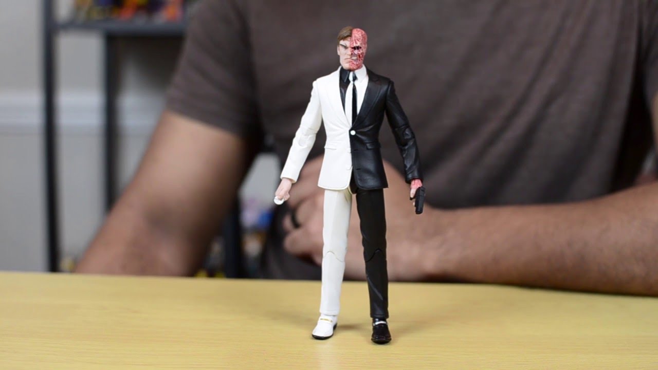 DC Designer Series Two-Face Review! - YouTube