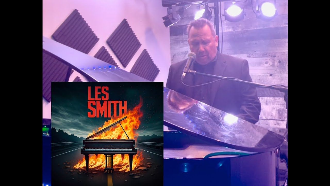 PIANO FUN WITH LES SMITH - YouTube