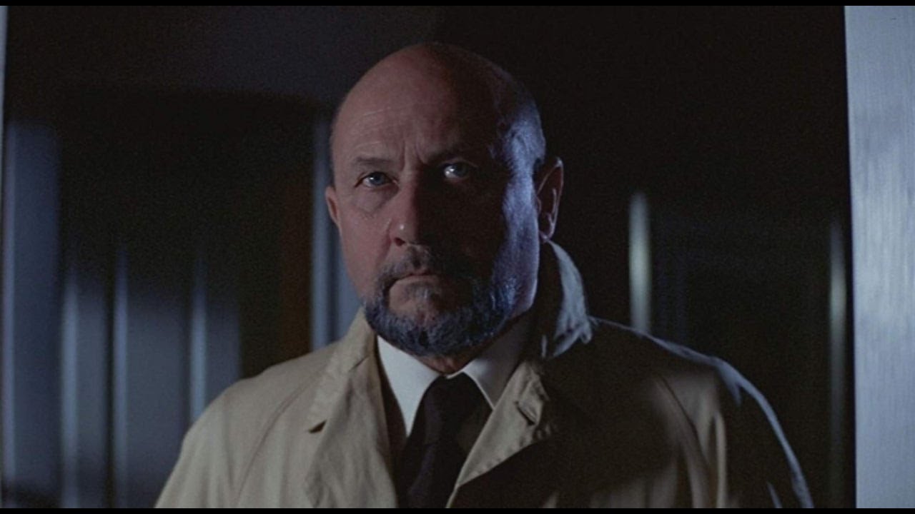 What they should do with Dr. Loomis in the Halloween TV Series - YouTube
