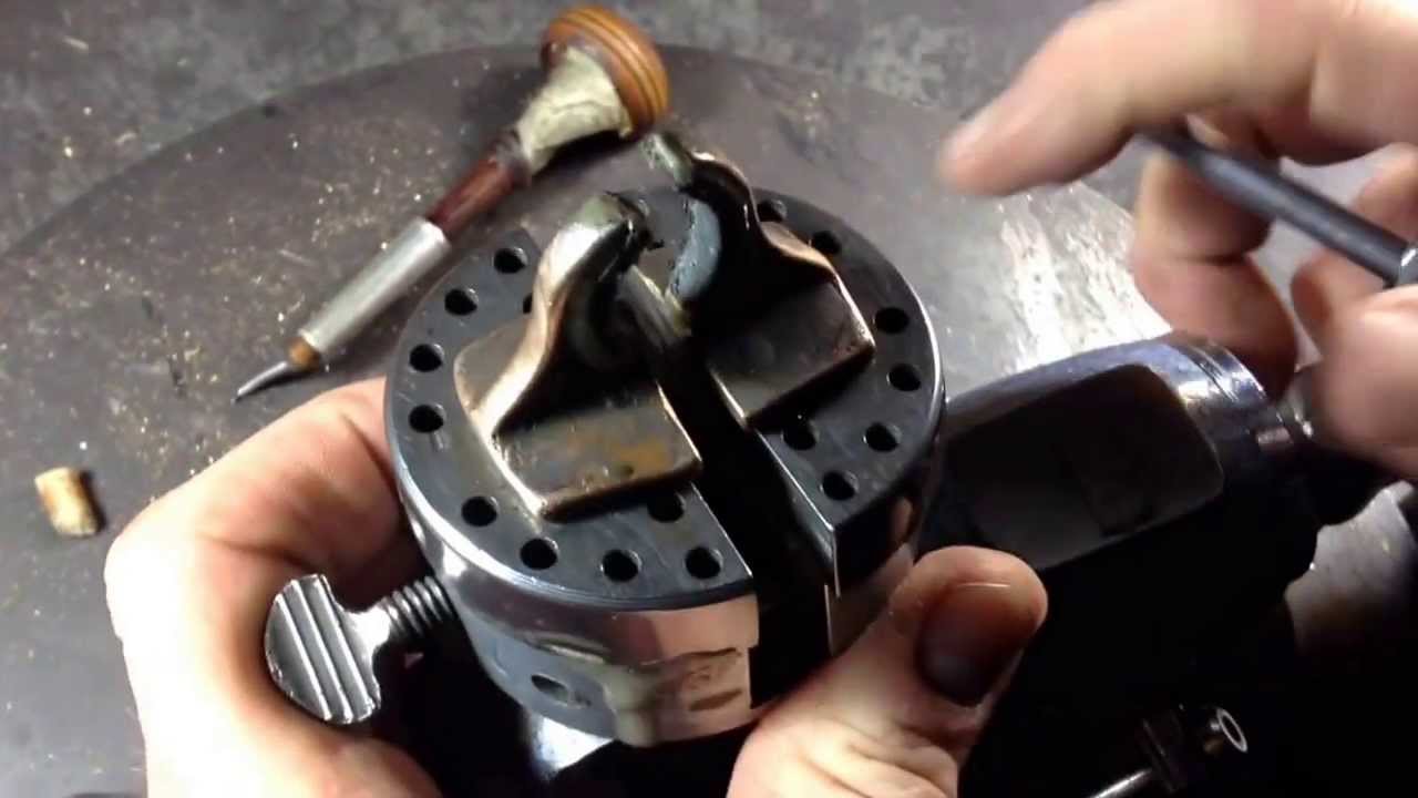Holding method for hand engraving inside rings. - YouTube