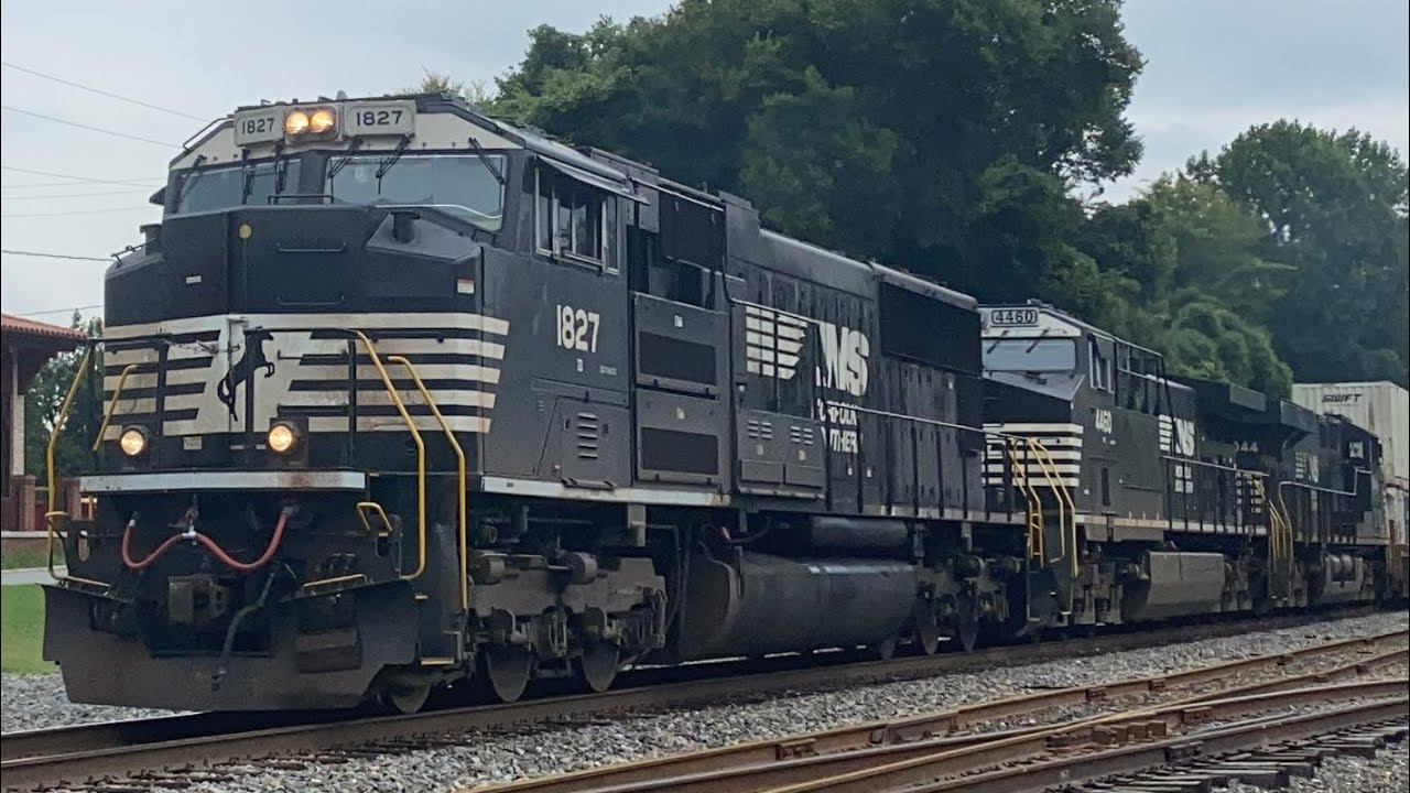 NS Intermodal Train 213 Flies Through Belmont NC with NS leader 1827 (8-4-2021) - YouTube