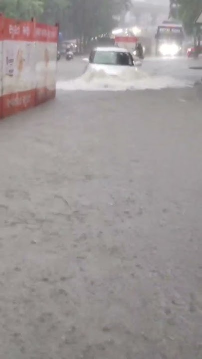 surat rain fall|Surat lots of rain|Surat Gujarat rain fall 🍂🍁|Rainey season|rain fall in Gujarat ...