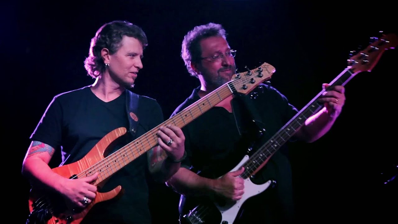 Projeto "Contando e Tocando" - "Stratus" (Billy Cobham) - YouTube