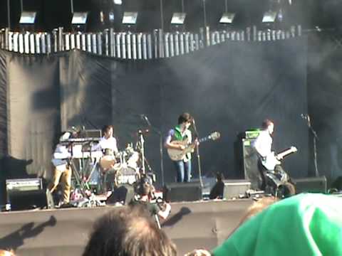 Vampire Weekend - Campus - Live at Hyde Park w/ Blur - 3.7.09 (Friday ...