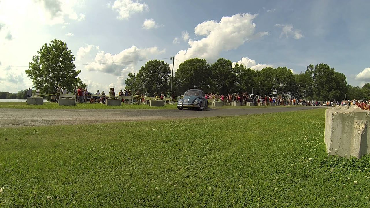 Stevenson Bug Blast 2014 Burnout Competition - YouTube