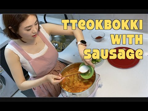 Tteokbokki with sausage | Sam's lovely kitchen - YouTube