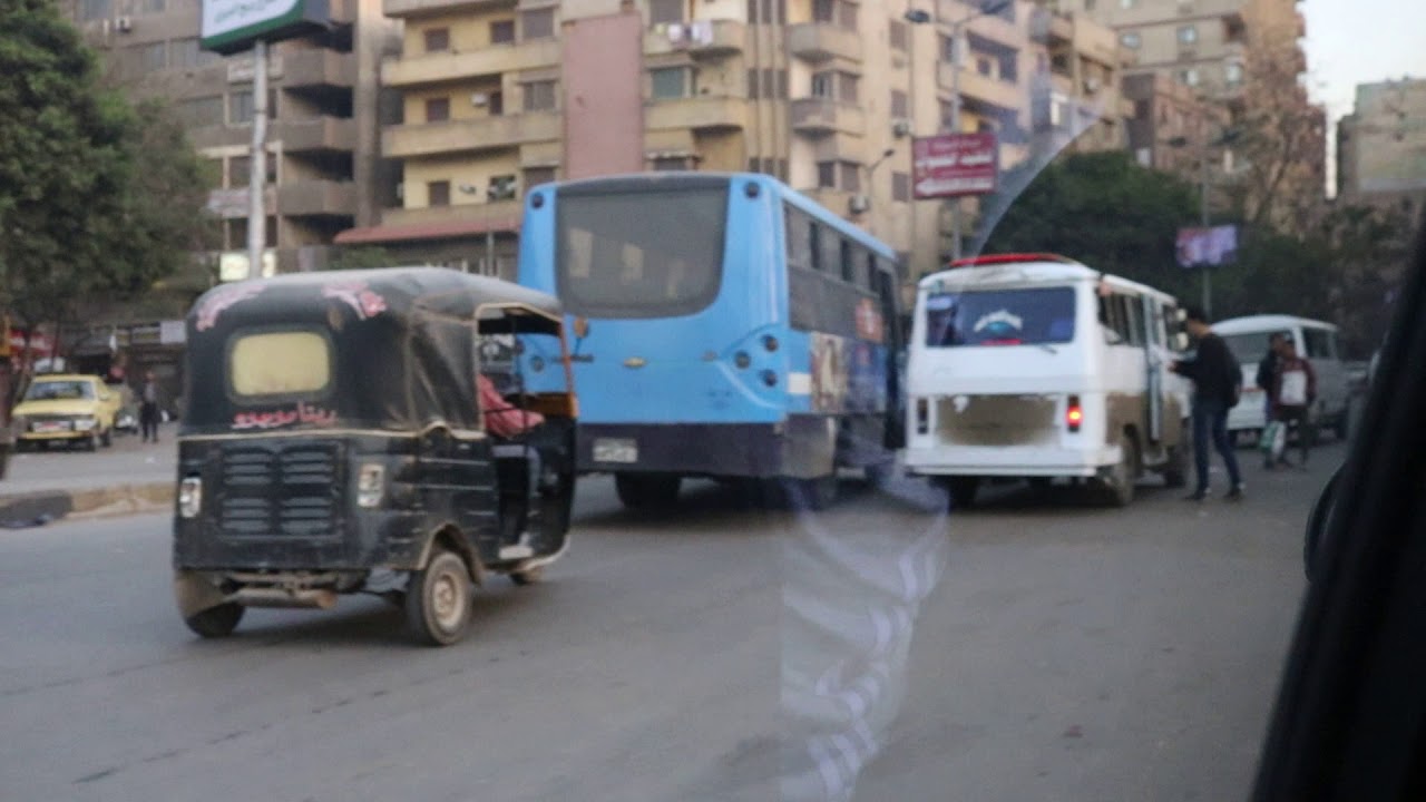 Traffic in the streets of Giza, Egypt - YouTube