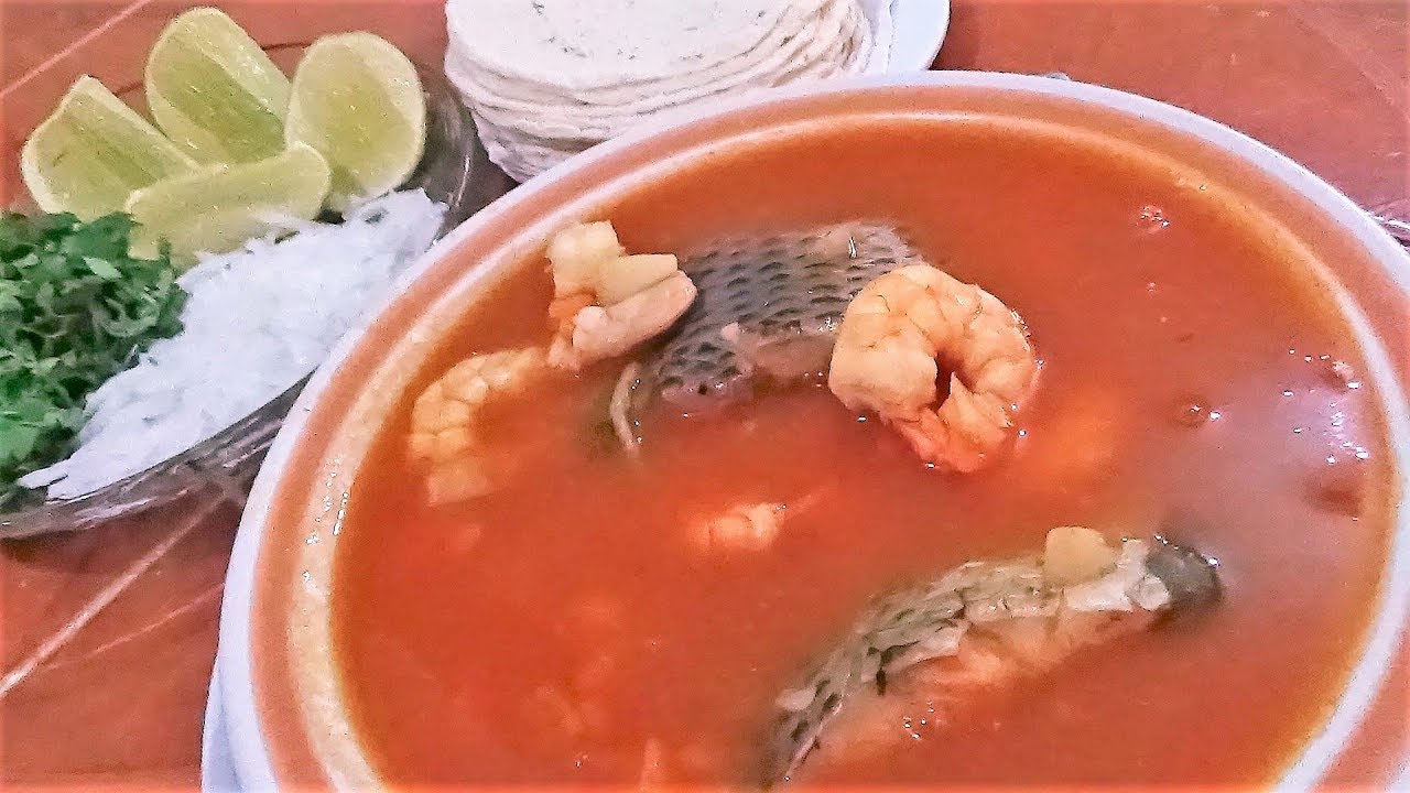 Chilpachole de Pescado con camaron - YouTube