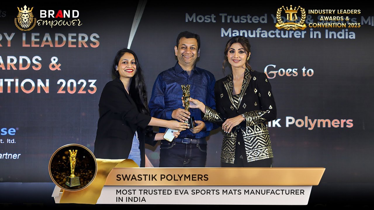 Swastik Polymers won Industry Leaders Awards 2023 | Chief Guest Mrs ...