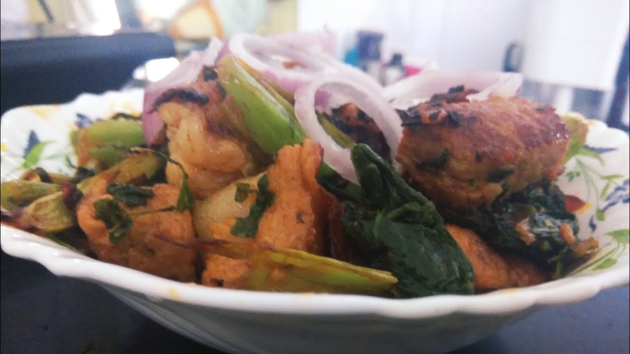 Pork with lai xaak(gahori with lai xaak) in assamese - YouTube